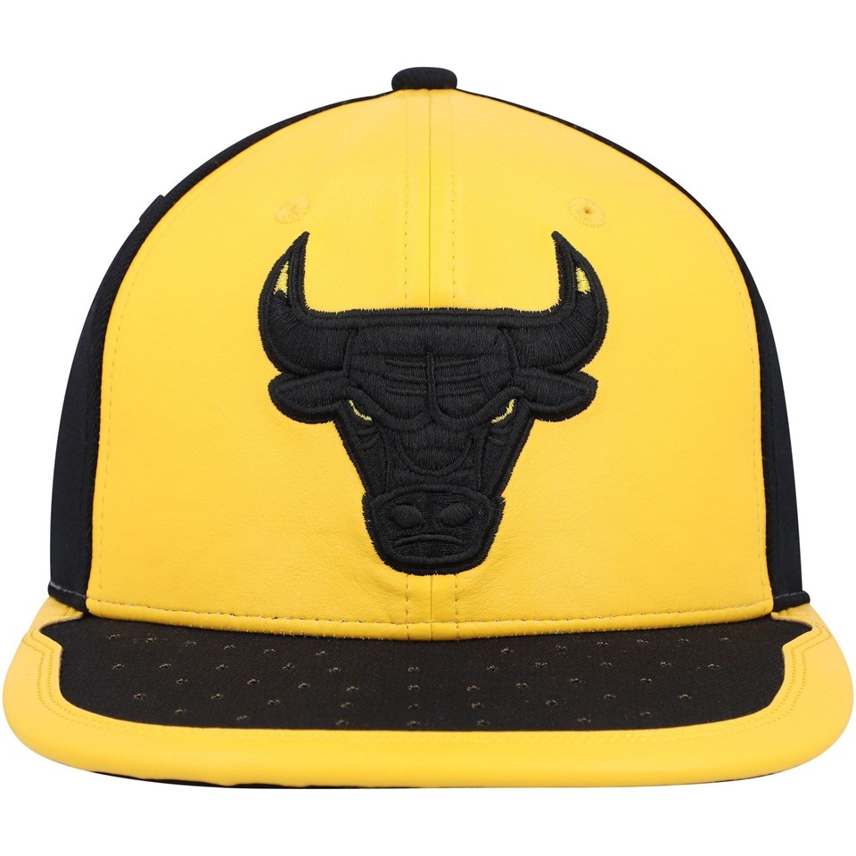 MENS MITCHELL & NESS NBA DAY ONE SNAPBACK BULLS - YELLOW-BLACK | eBay