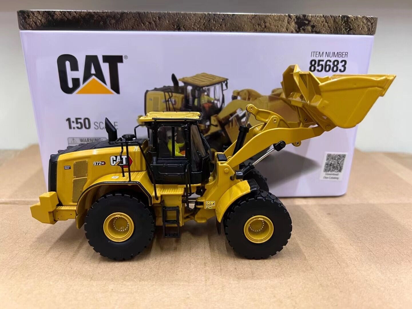 DieCast Masters Cat 972 XE Wheel Loader 1/50 Scale Metal Model 85683 | eBay