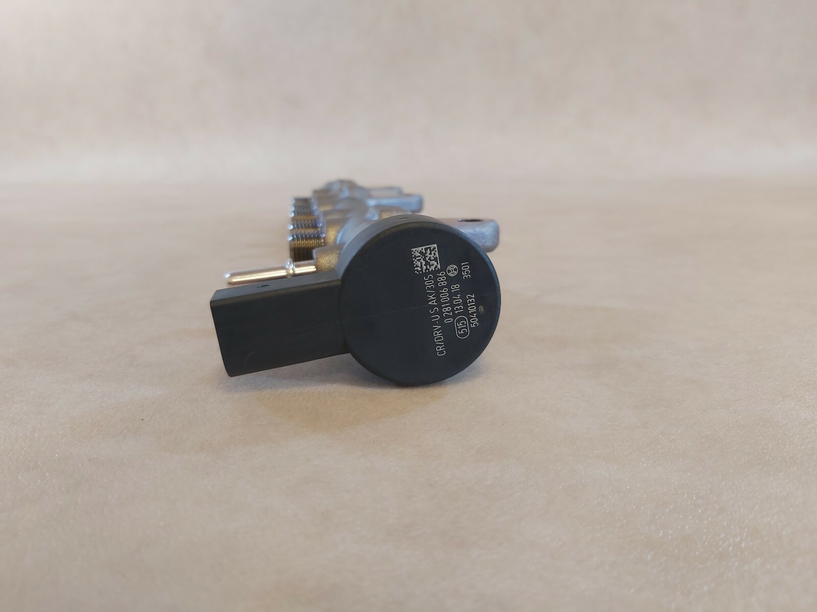 NEW GENUINE BMW MINI Fuel Pressure accumulator & Sensor 13538579239 ...