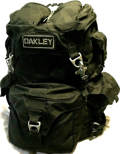 RARE OAKLEY AP MECHANISM BACKPACK Black Mountain Division Hiking Day ...