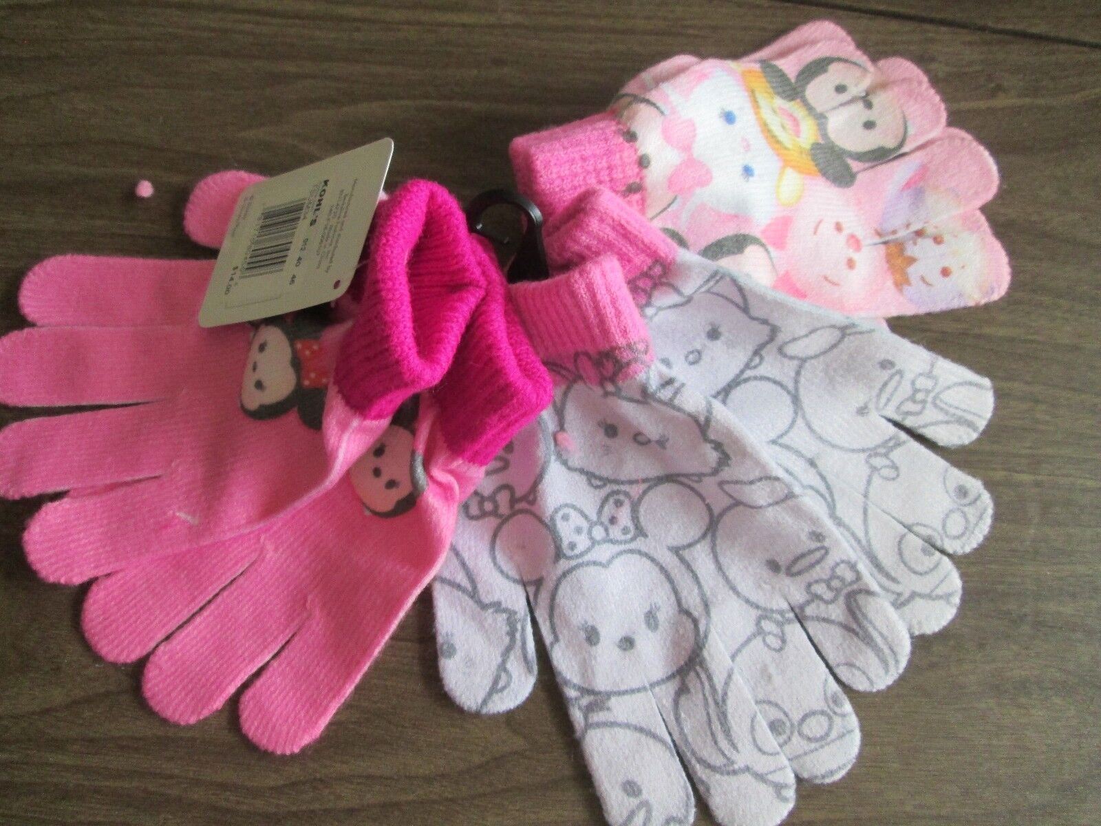 NWT 3 Pair of Disney Tsum Tsum Knit Stretch Mittens Gloves OSFM Girls ...
