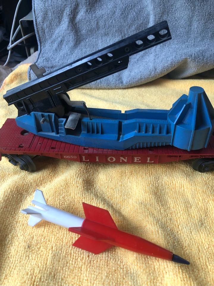 Postwar Lionel #6650 Missile Launching Car IRBM Rocket Launcher Flat ...