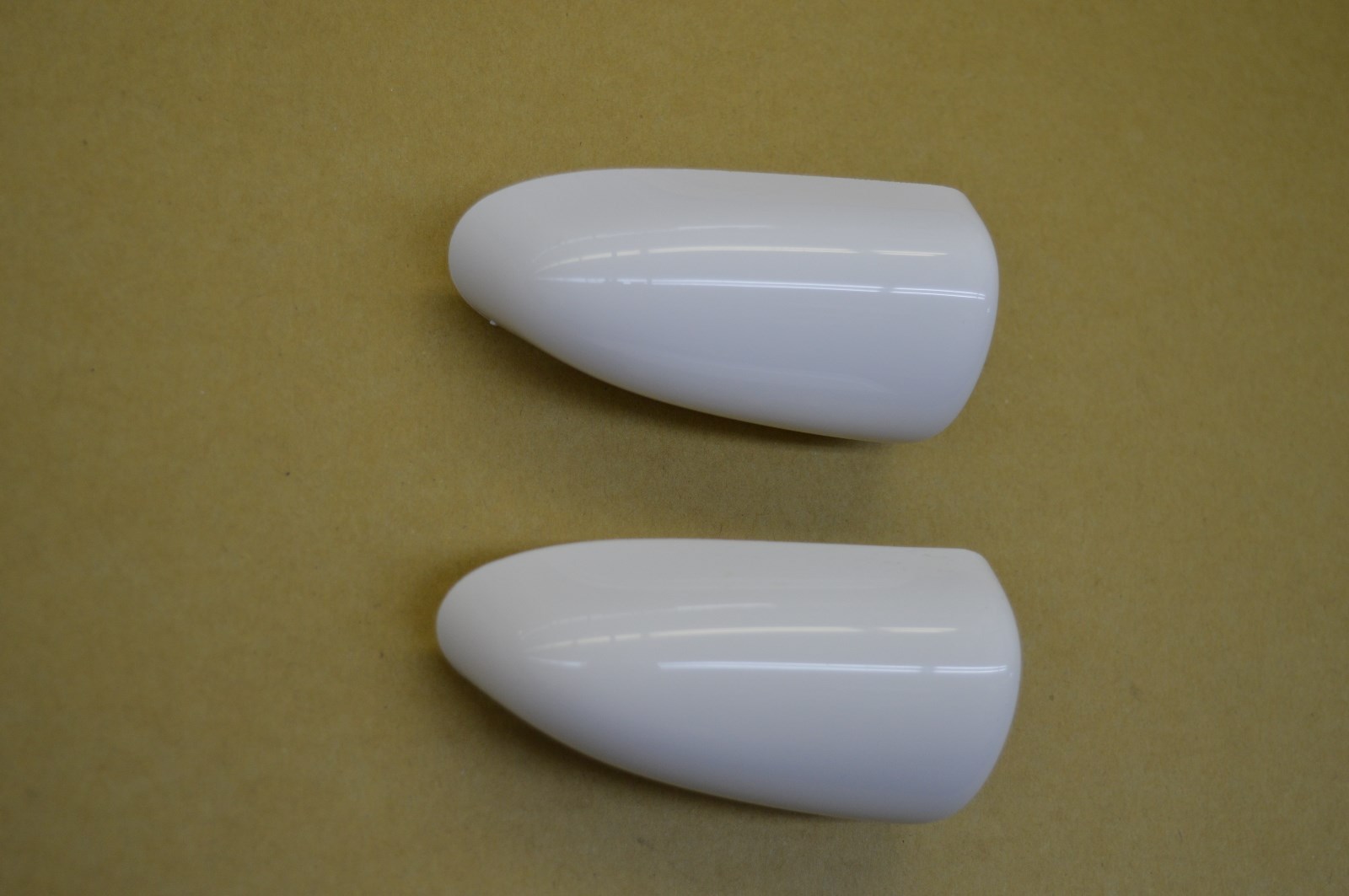 NEW PAIR OEM SEA RAY WHITE RUBRAIL END CAPS PART # 958074 SEARAY | eBay