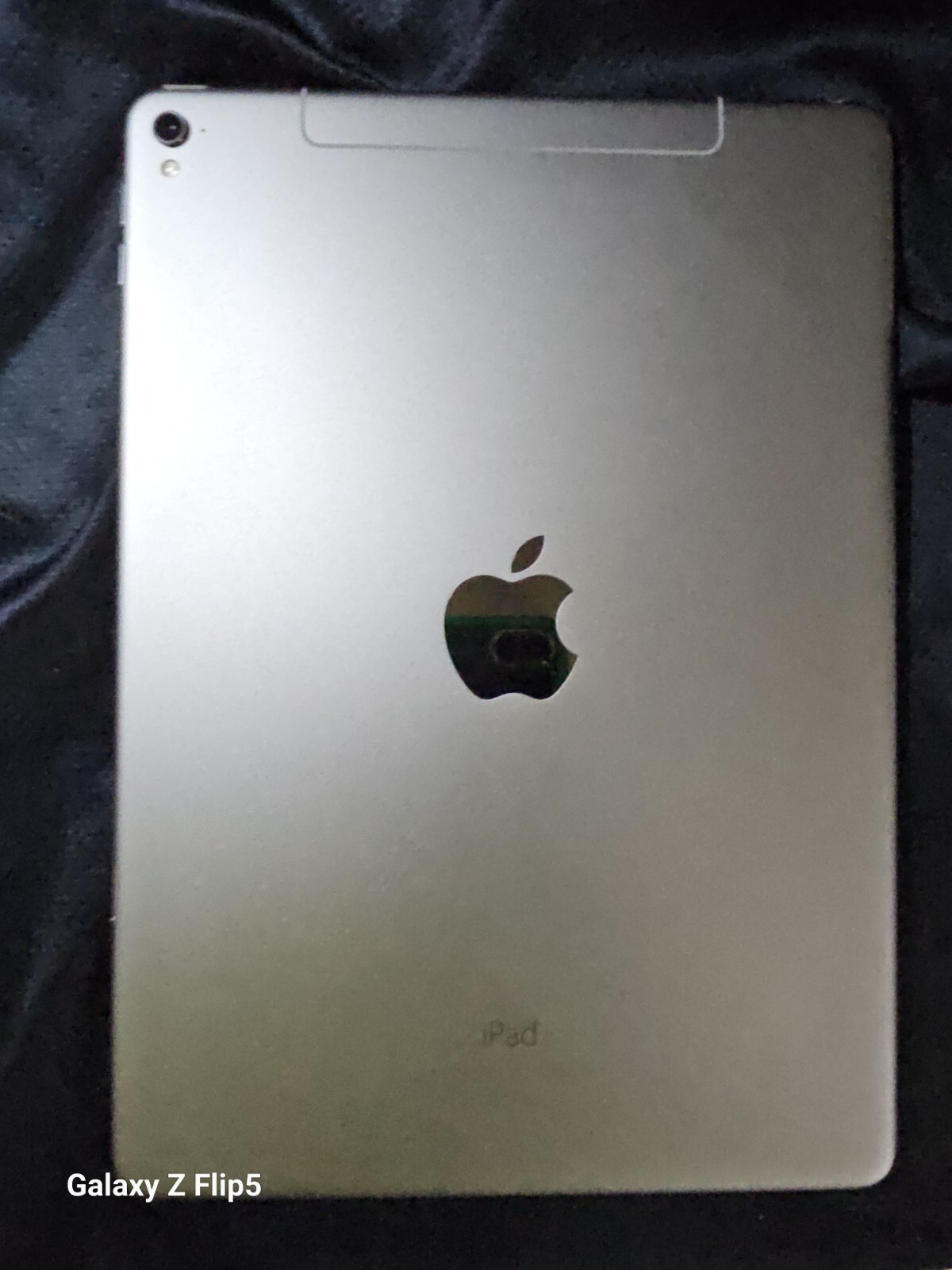 Apple iPad Pro 2nd Gen. 128GB, Wi-Fi + 4G (Unlocked), 11 in - Silver ...