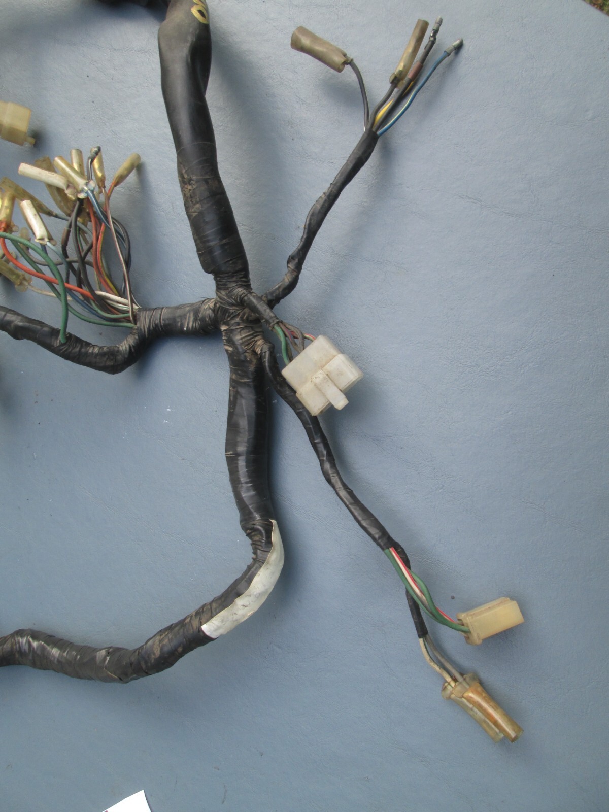 VINTAGE 1976 - 1977 GL1000 GOLDWING 32100-371-670 MAIN WIRE HARNESS ...