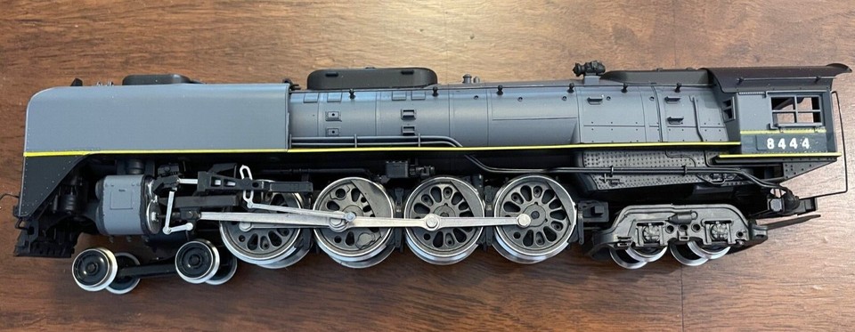 Rivarossi HO Scale 1572 4-8-4 FEF 3 8444 Customized | eBay