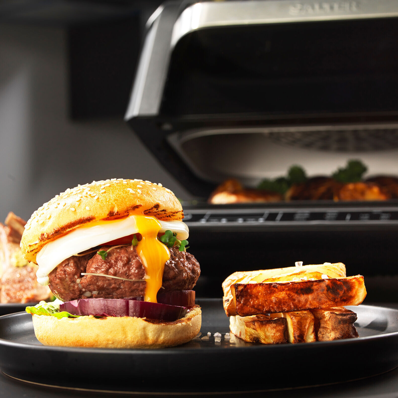 Salter 8 in 1 Digital Air Fryer Multi Cooker Aero Grill Pro Roast Bake ...