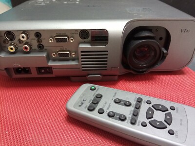 Videoproiettore VT45 NEC | eBay
