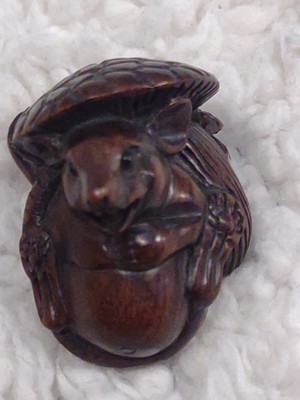 Netsuke - White Mouse