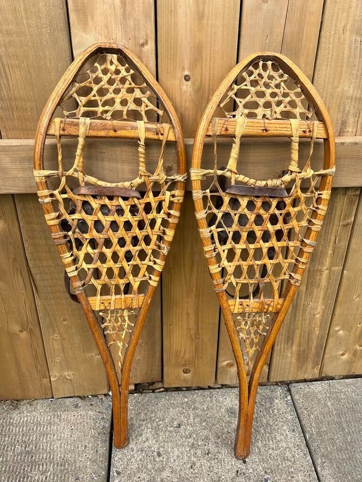 GREAT Snowshoes 32" Long x 10" Wide with Leather Bindings DECORATIVE ...