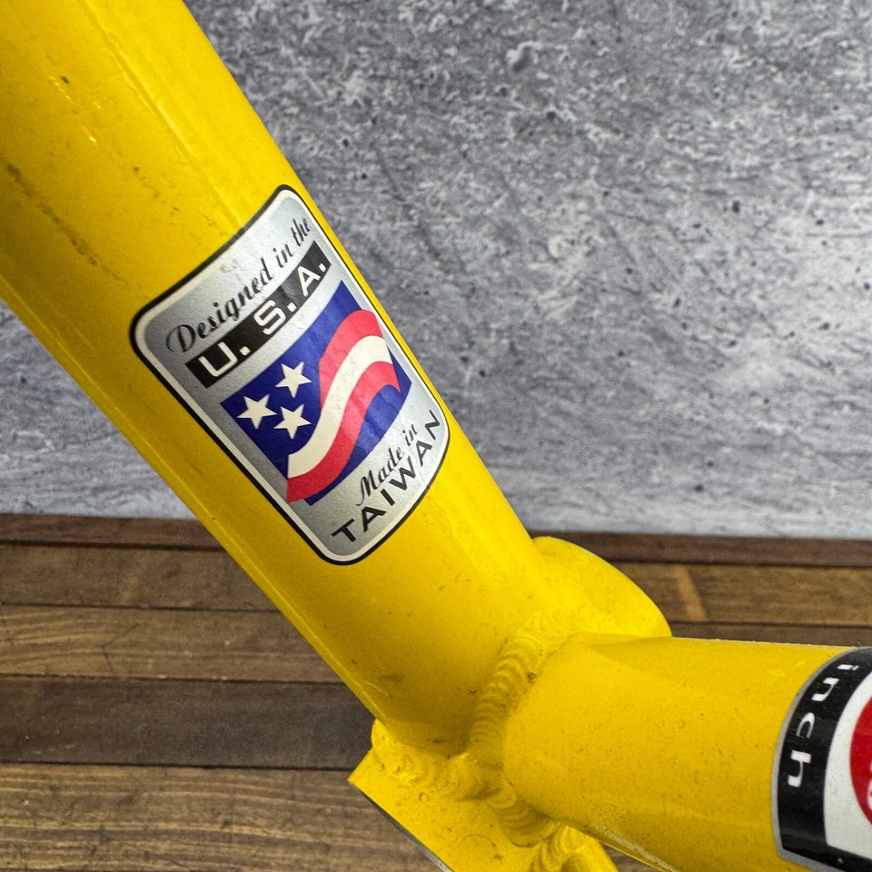 Vintage Giant ATX 890 Frame 23 in John Tomac Mountain 26 Yellow Alloy ...