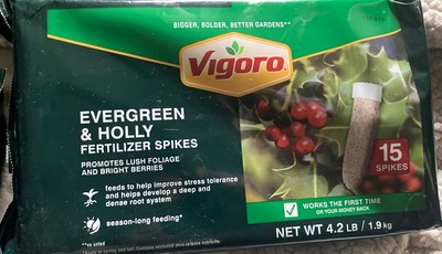 Vigoro Evergreen & Holly Fertilizer Spikes- Holiday Decorations ...