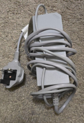 Genuine Nintendo Wii Power Supply PSU - (RVL-002) - UK - Tested ...
