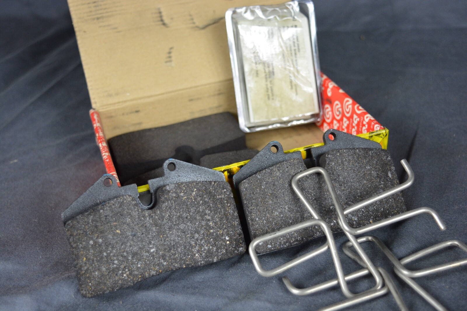 Genuine OEM Ferrari 575 M Maranello Superamerica Rear Brake Pads w ...