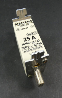 SIEMENS 3NA3 810 Sicherungseinsatz | 25A | 500V | NH00-gL | eBay.de
