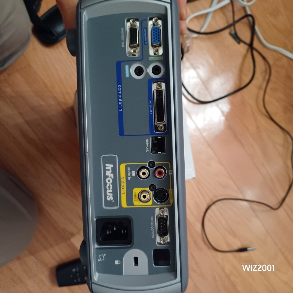 Infocus LP640 DLP Projector 2200 LM 16:9 1400x1050 181 Lamp Hours ...