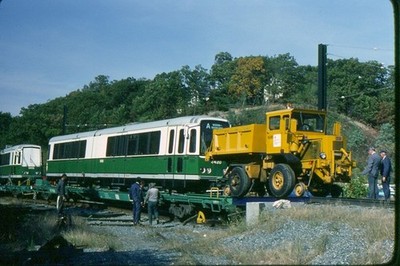 MBTA LRC # 3420 NEW+1638 Mover '1976' @ Boston,MA. ORIGINAL 35MM color ...