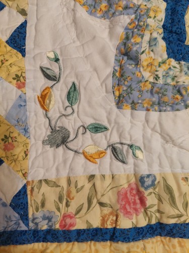 SCALLOP EDGE YELLOW BLUE WHITE Dahlia EMBROIDER Patchwork Quilt Sham 20 ...