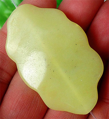 45x28x4mm Natural Green Lemon Jade Twisted Freeform Heigth Holes Bead ...