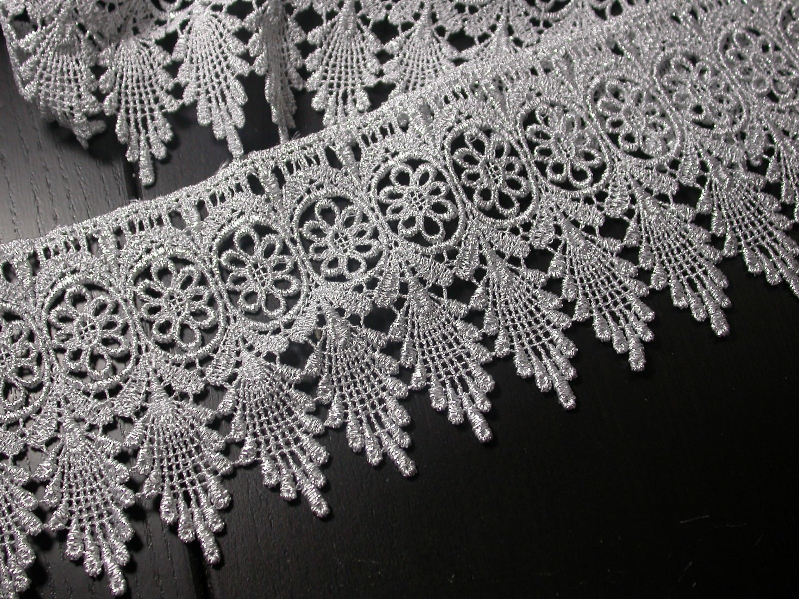 Metallic Venise Lace Remnants all continuous lengths | eBay