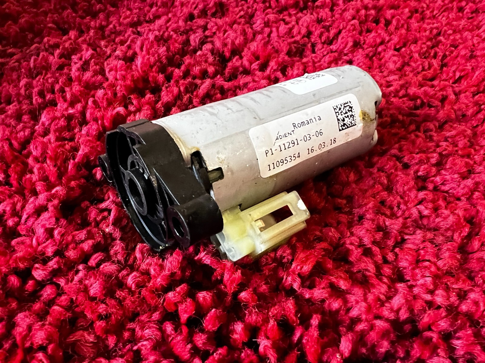 BMW F30 F32 F36 F22 FRONT SEAT BACKREST ADJUSTMENT MOTOR P1-17123-04 ...