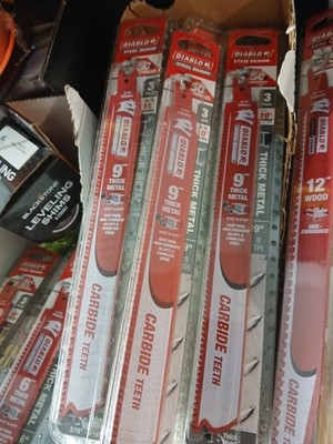 Diablo thick metal 9" DS0908CF3 Reciprocating Saw Blade - Red ...