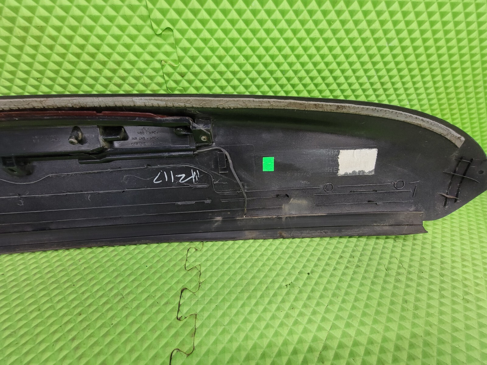 🔥2002-2009 Chevrolet Trailblazer Rear Hatch Spoiler Brake SILVER OEM ...