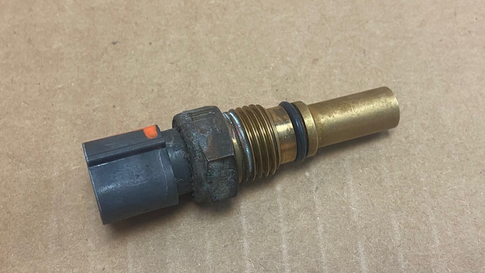 2004 - 2009 Toyota Prius Coolant Temperature Fan Control Sensor | eBay