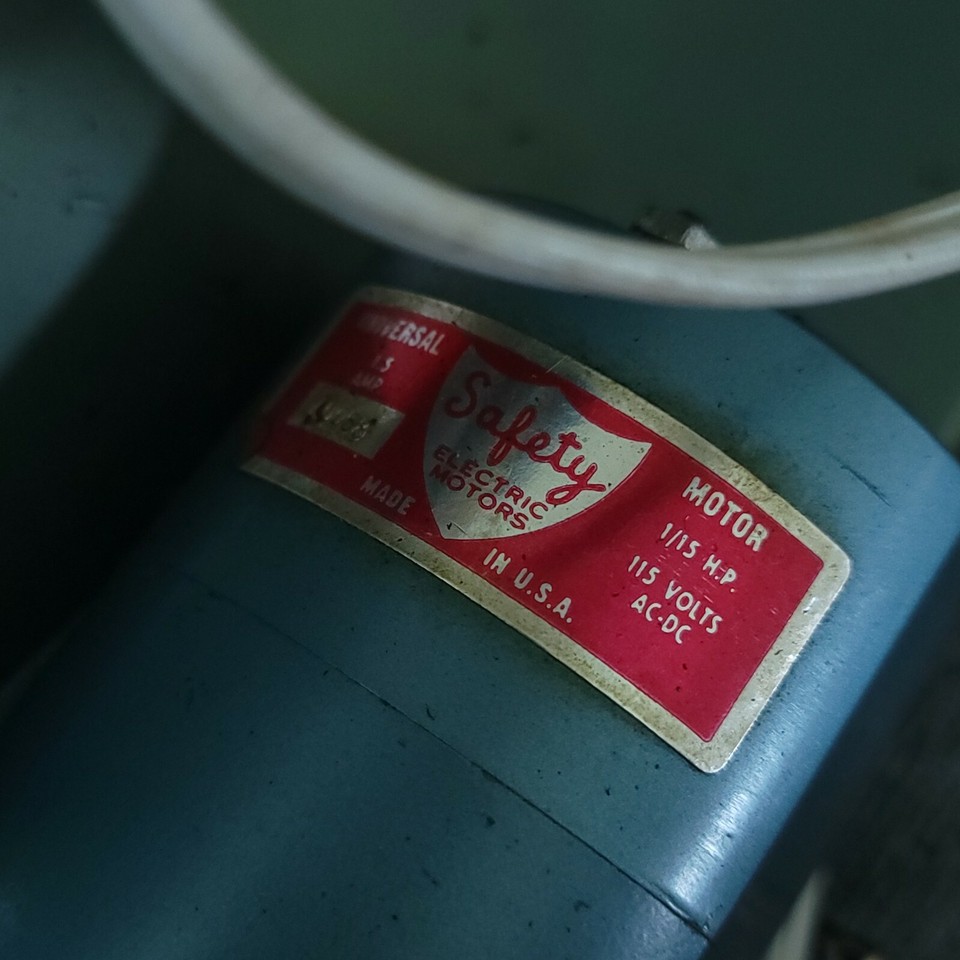 Antique Sewing Machine Gimbels Deluxe Metal Two Tone Japan Finest ...