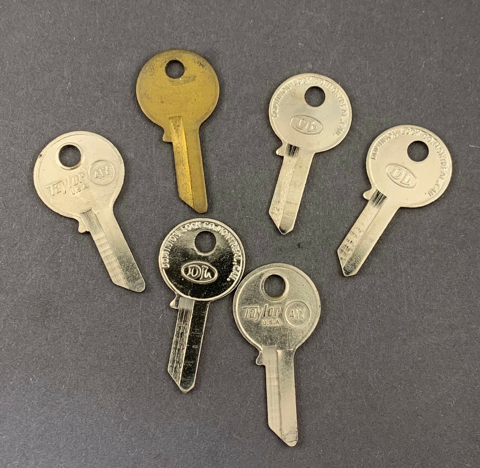 Lots of CG17 1041Y 5CG4 41Y Type Key Blanks for Chicago KP1 Keyway Free ...