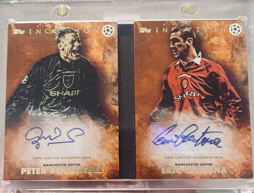 🔥ERIC CANTONA & PETER SCHMEICHEL🔥Dual Auto Booklet 4/5 2022-23 Topps ...