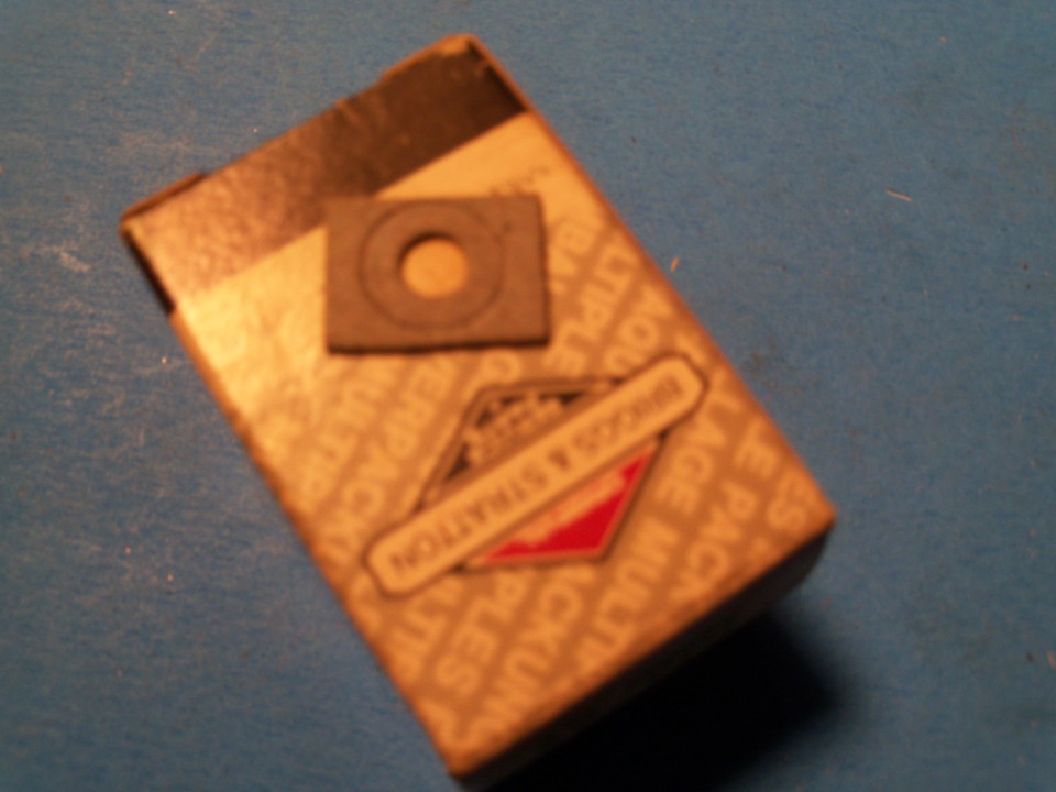 NEW OEM BRIGGS AND STRATTON AIR FILTER GASKET 271118 B45 B46 B196 | eBay