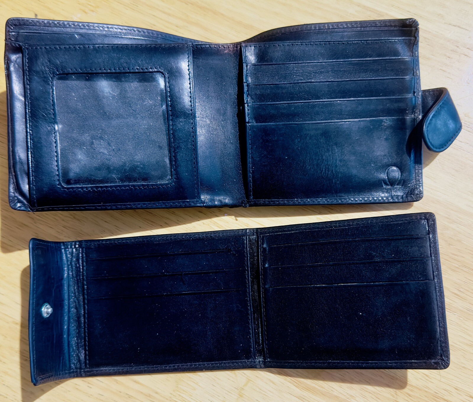 Omega Vintage Leather Trifold Wallet. Black with Remo… - Gem