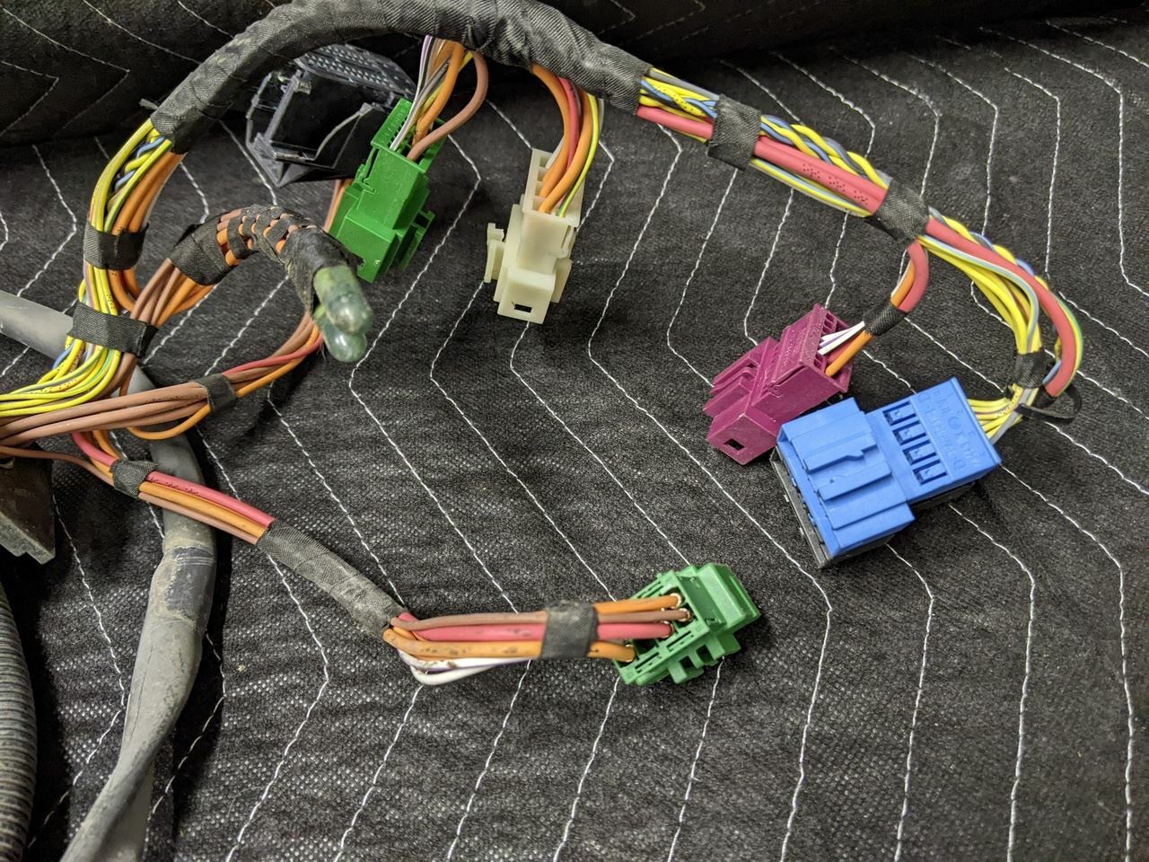 BMW E81/E82/E87/E88/E90/E91/E92/E93 Wiring Harness 12517566564 | eBay