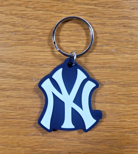 New York Yankees Keychain Official Team Logo MLB Baseball 2019 Rubber ...