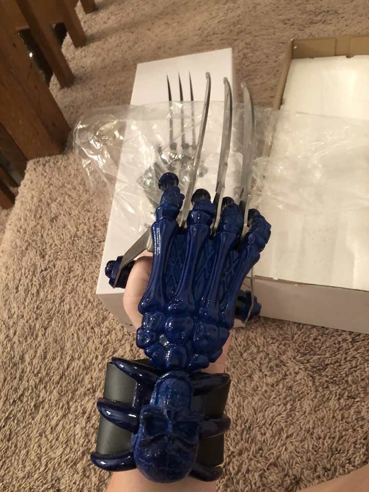 Fantasy Gauntlet 17" Blue Wolverine Claw & Skull Skeleton Real Metal | eBay