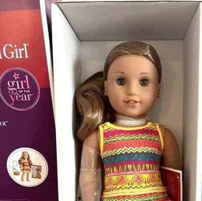 New in Box LEA CLARK American Girl DOLL w/ BOOK, BAG, NECKLACE + 2016 ...