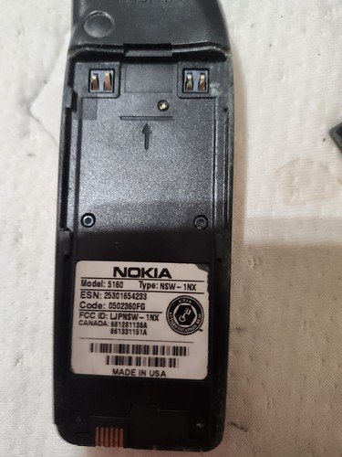 Vintage Nokia 5160 Cell Phone Large Backlit Screen Red . No Charger Not ...
