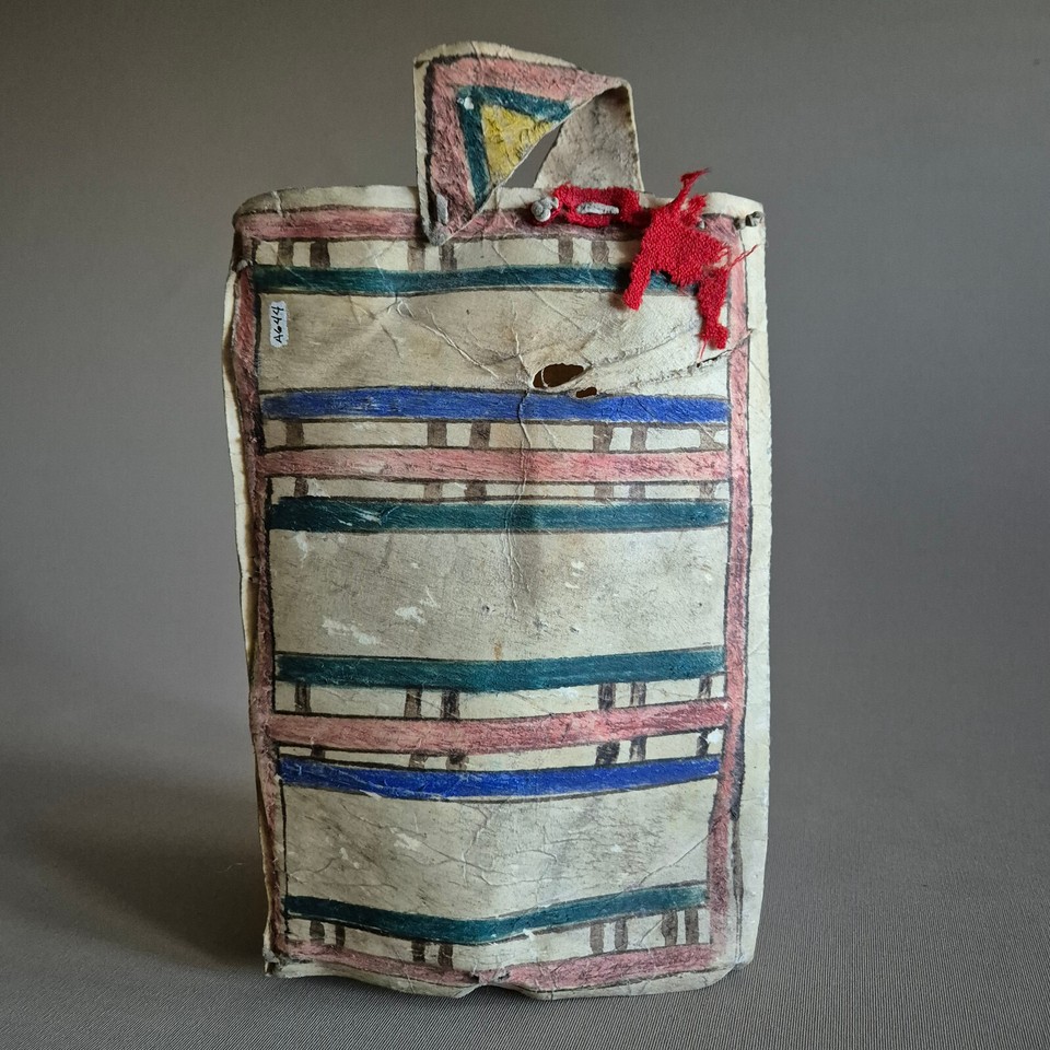 Antique Small Sioux (Lakota / Dakota) Parfleche Container, circa 1880s ...