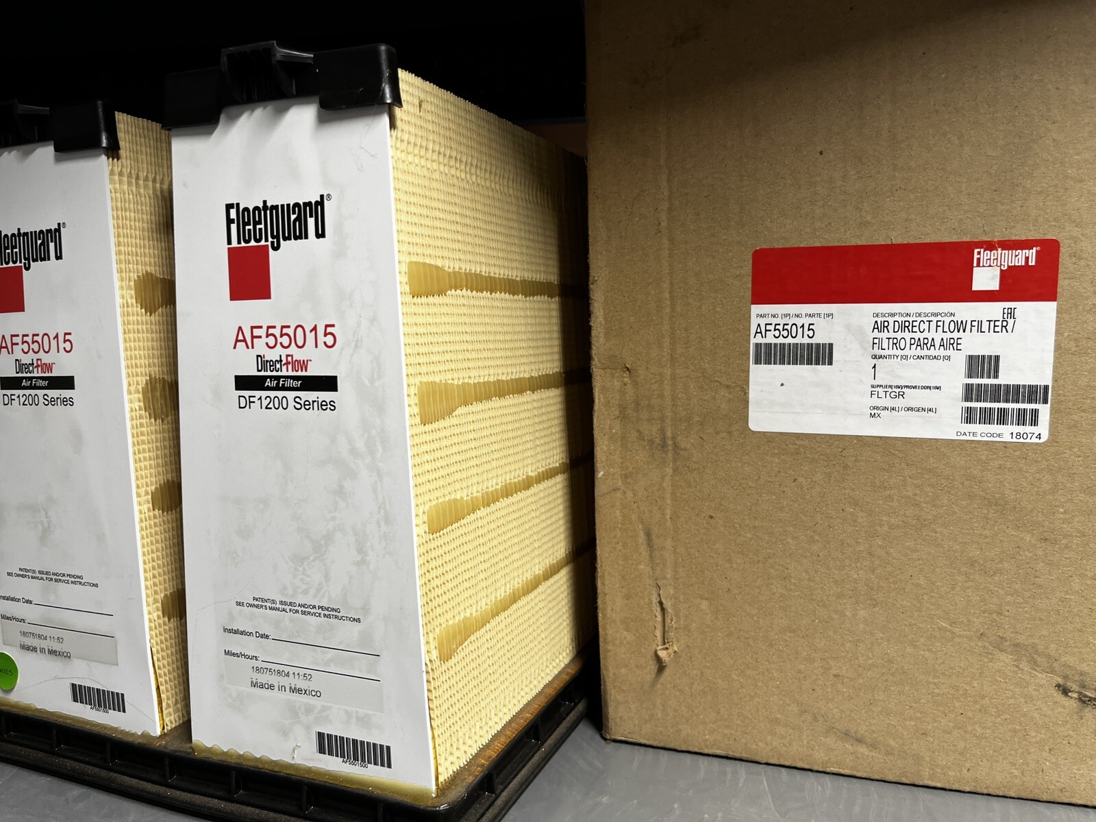 FLEETGUARD AF55015 - Air filter cross reference