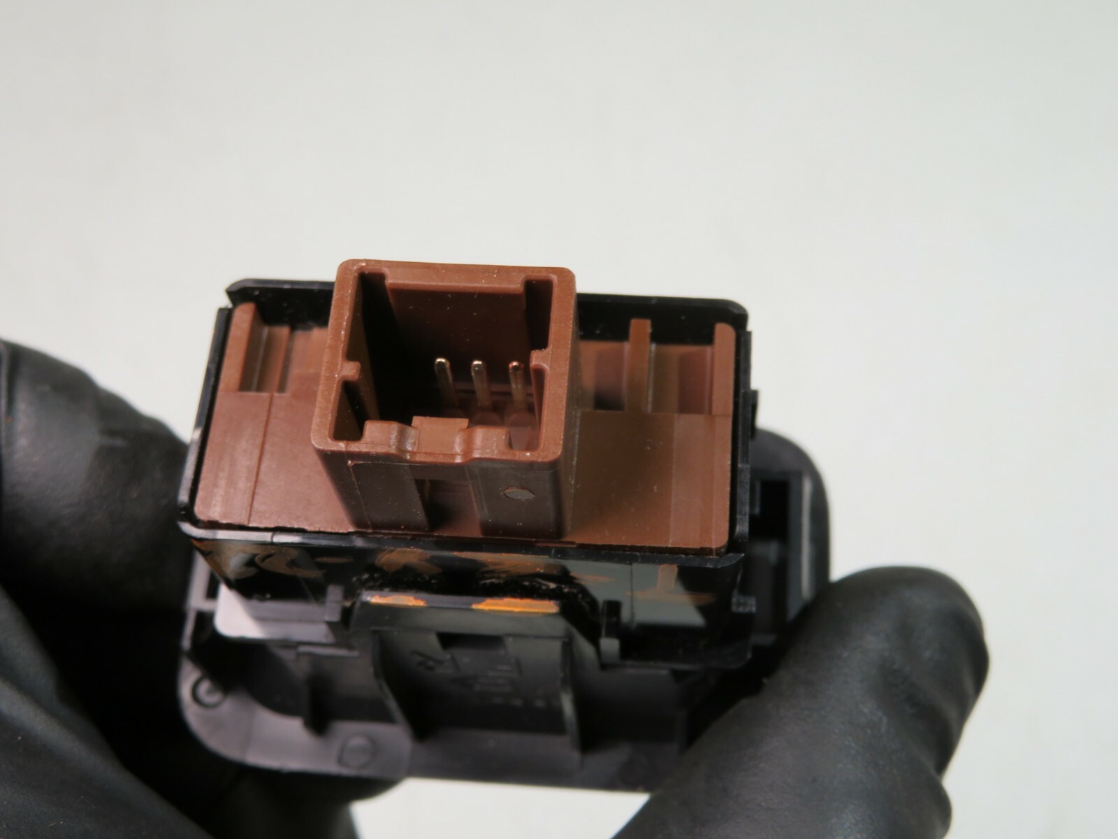 2014-2017 INFINITI QX80 Z62 LEFT OR RIGHT POWER FOLD SEAT SWITCH W ...