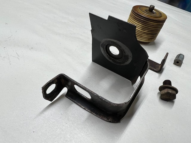 Vintage Porsche and VW Type IV Engine Thermostat 021 119 159 a for sale ...
