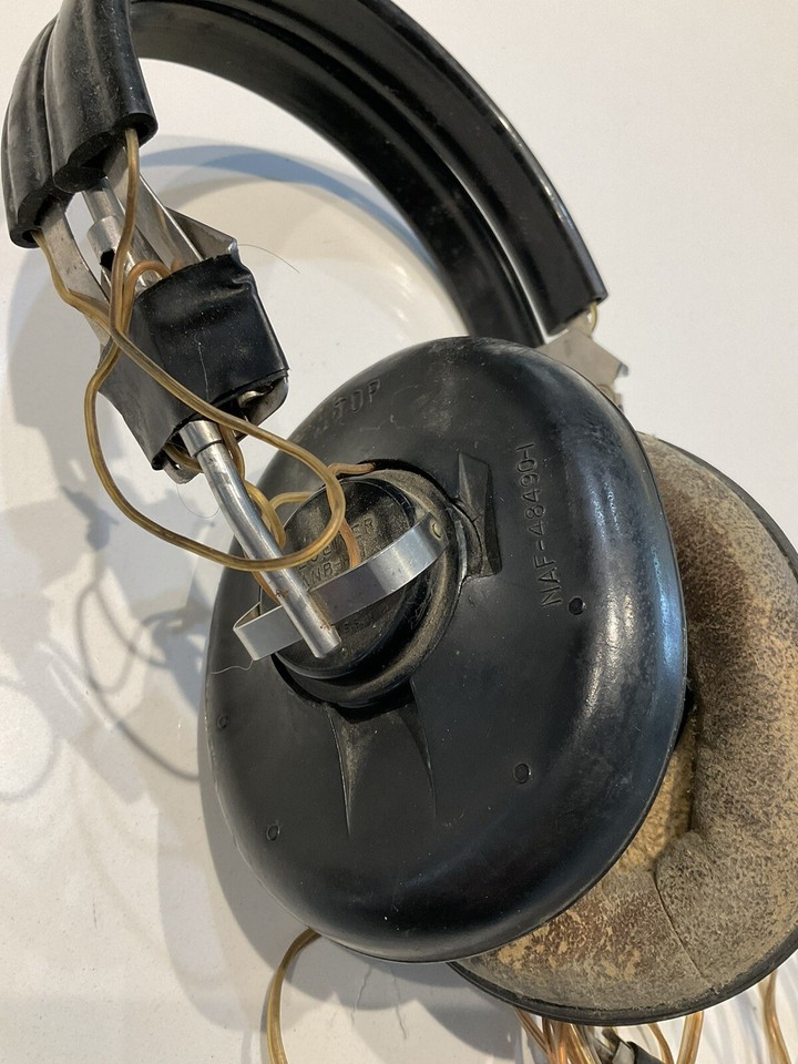 Original US Navy WWII to Early 1950's Pilot Flight Headset ANB-H-1A ...