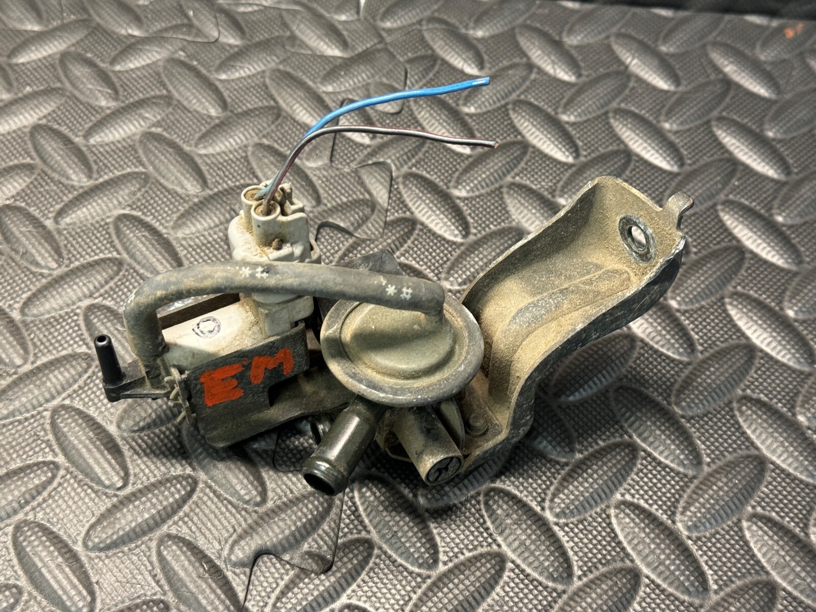 TOYOTA TRUCK 4RUNNER 3VZ V6 VSV VACUUM SWITCH VALVE 184600-0510 AC IDLE ...