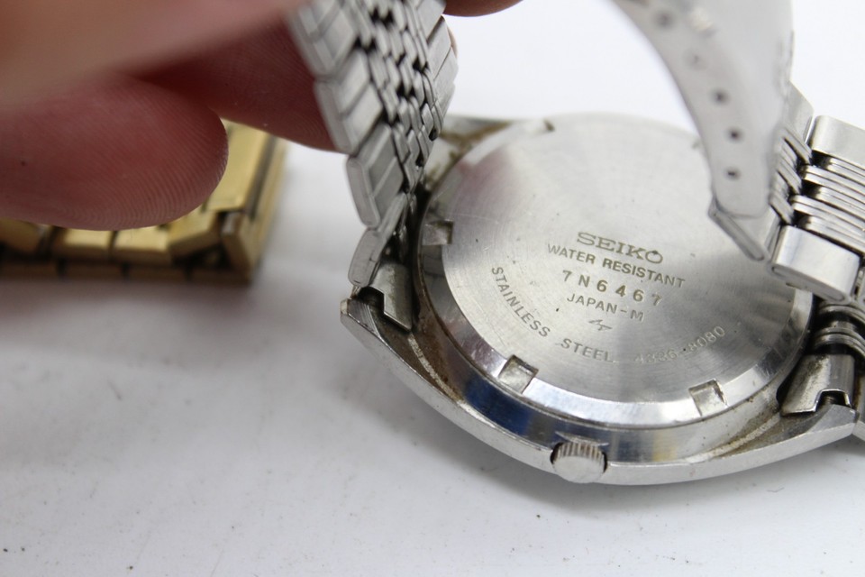 F x7 Vintage Various Gents Quartz Seiko Wristwatches Inc SQ100 Parts ...