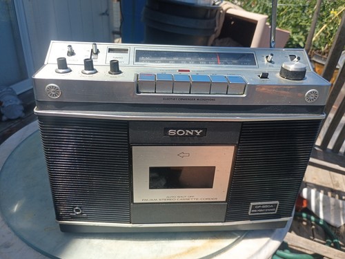 Vintage Sony CF-550A Stereo Cassette Recorder Portable Radio Radio ...