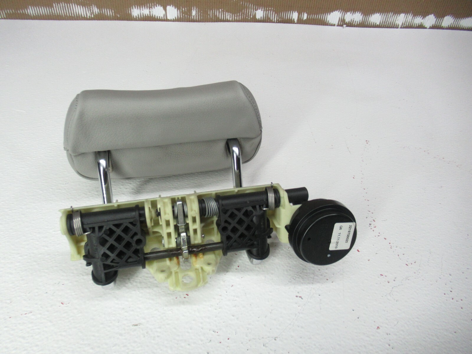 Rear Seat Head Rest Electric Motorized Set Gray MERCEDES W221 S400 S550 ...