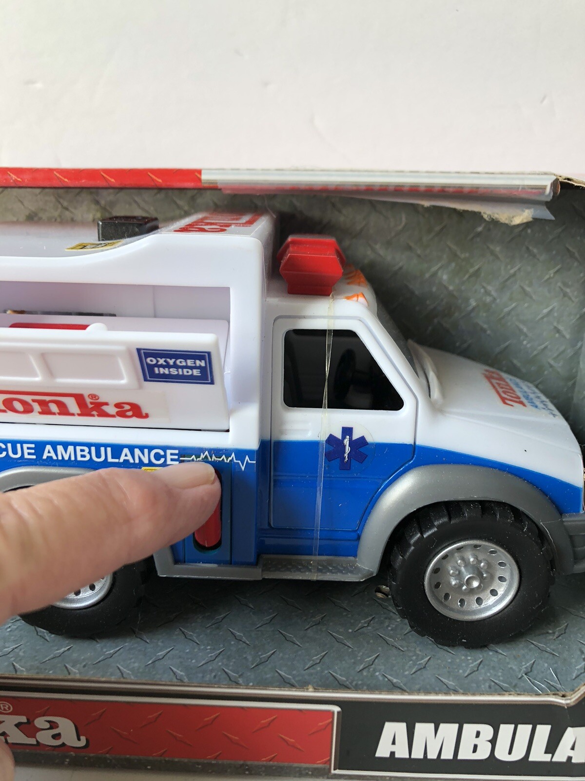 2004 Hasbro Tonka Rescue Ambulance 05338 for sale online | eBay