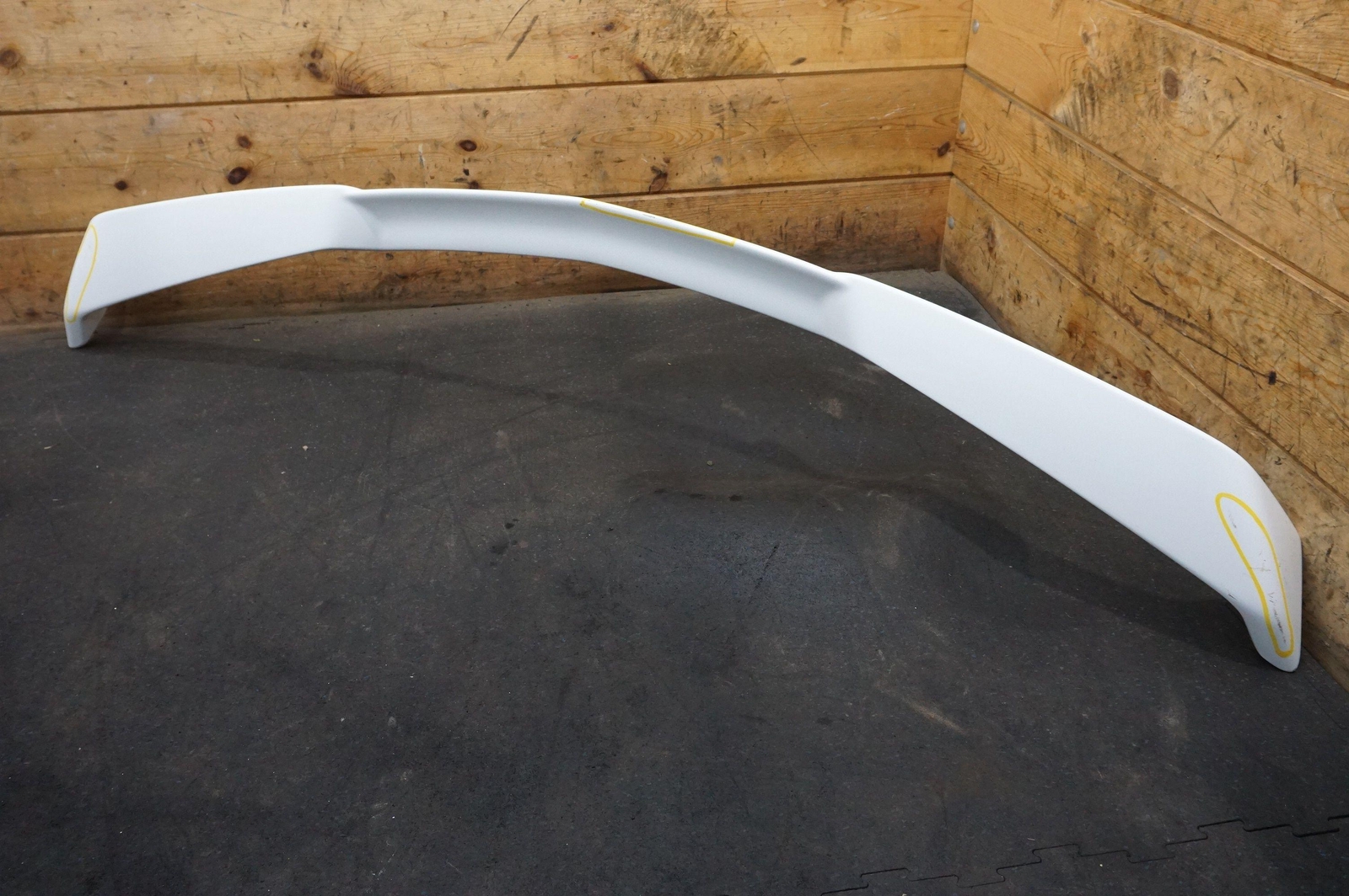 OEM Chevrolet Corvette Stingray Rear Spoiler Torch Red 84320758 ...