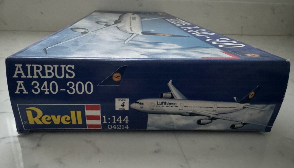 🛫 REVELL Lufthansa AIRBUS A340-300 🇩🇪 Model Airplane Kit #04214 NIB 1: ...